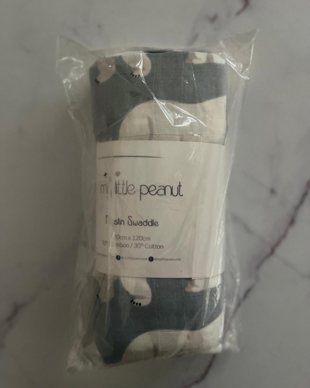 *NEW* My Little Peanut muslin swaddle with polar bears – Nearly New Kids
