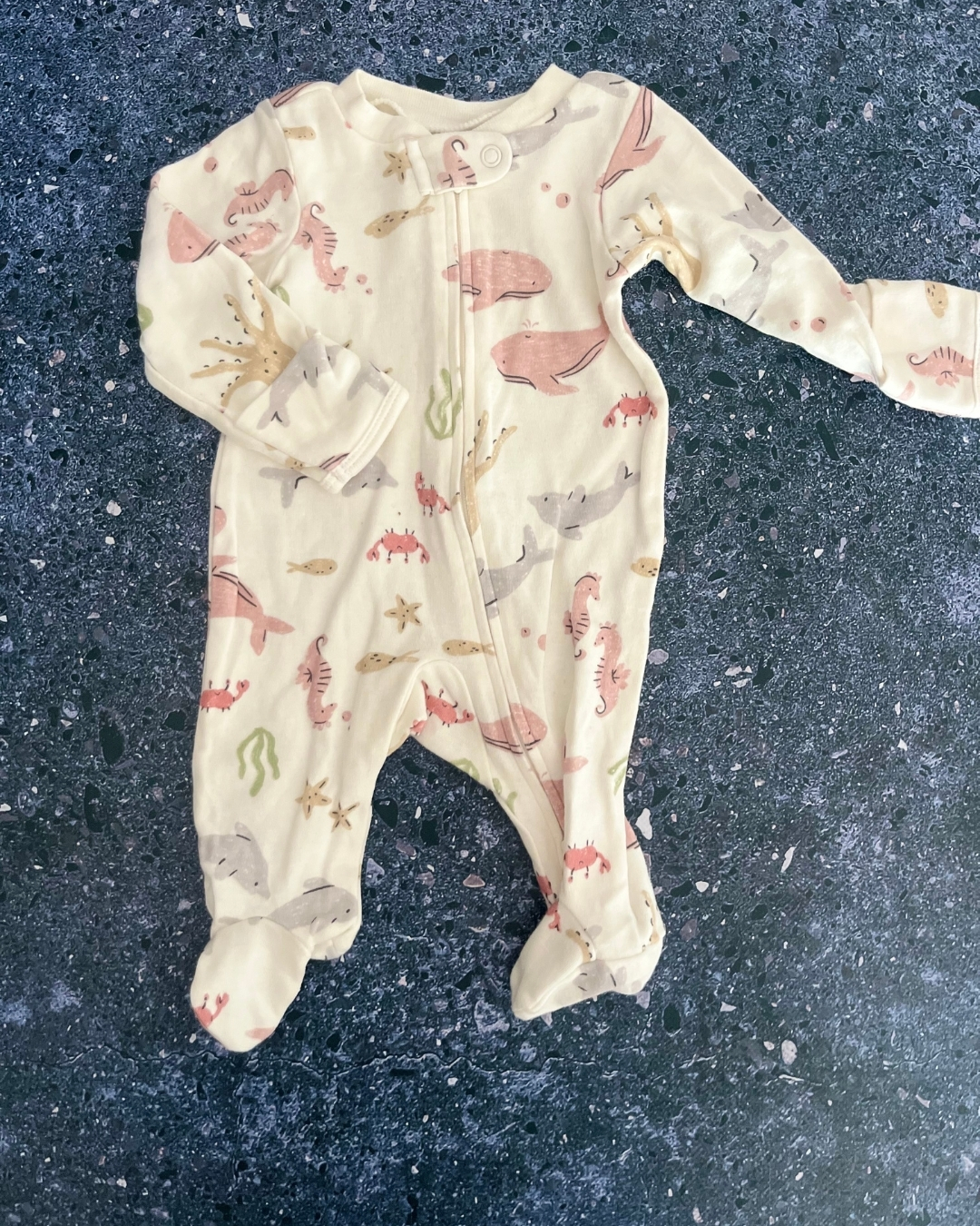 Carters white under the sea onesie Newborn – Nearly New Kids